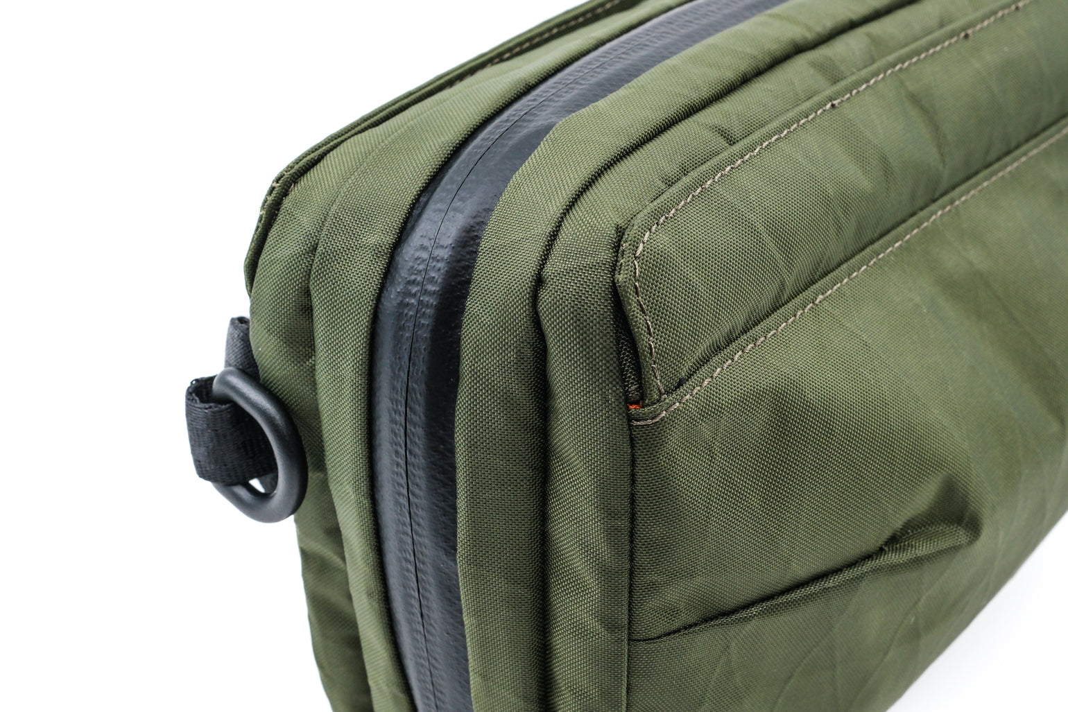 Alpha Pack: Rapid Access Sling with MagSafe – Ember Wolves