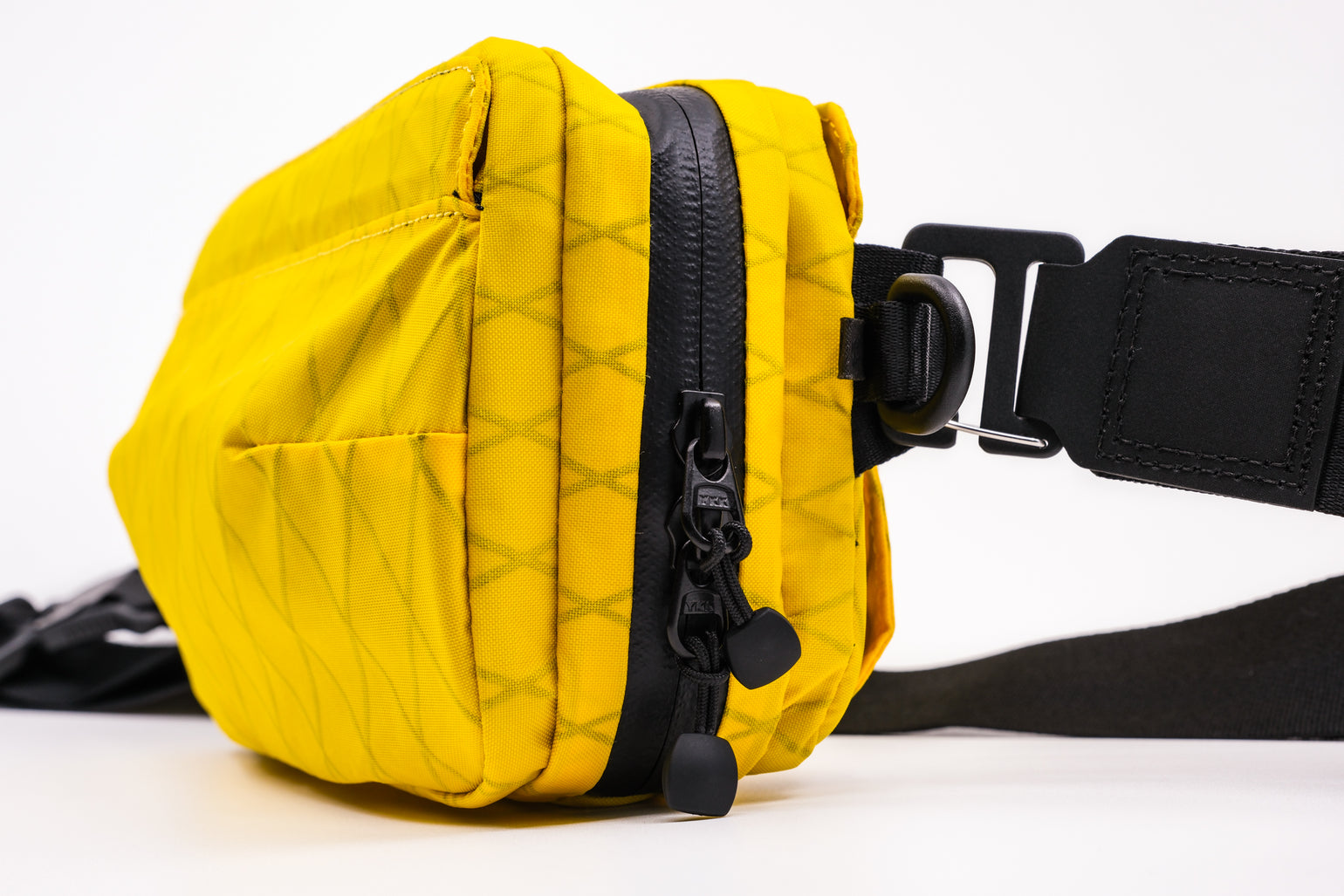 Alpha Pack Limited Edition: Rapid Access Sling with MagSafe – Ember Wolves